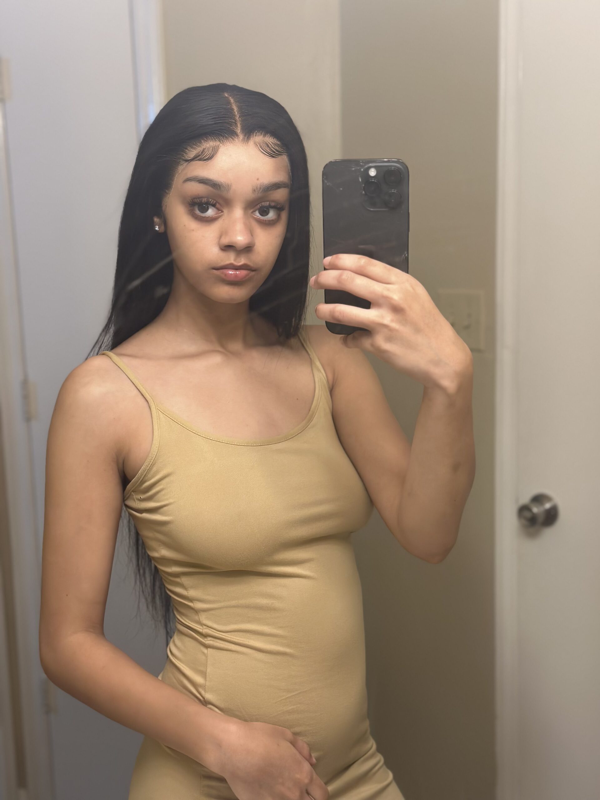 Angela B. | Ace Models