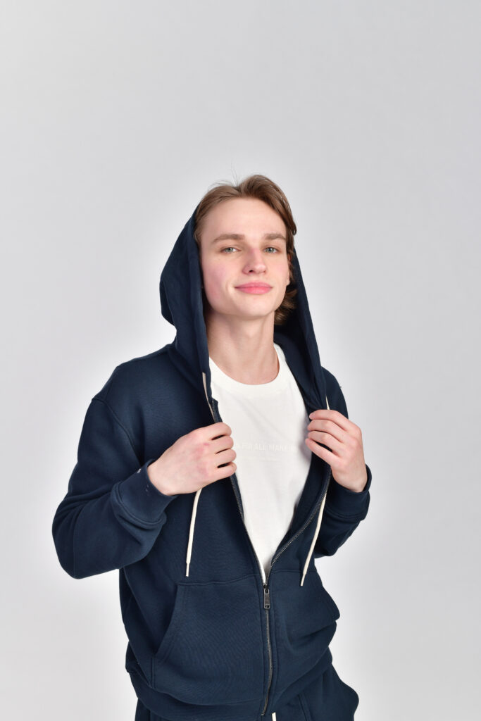 mark z. | Ace Models